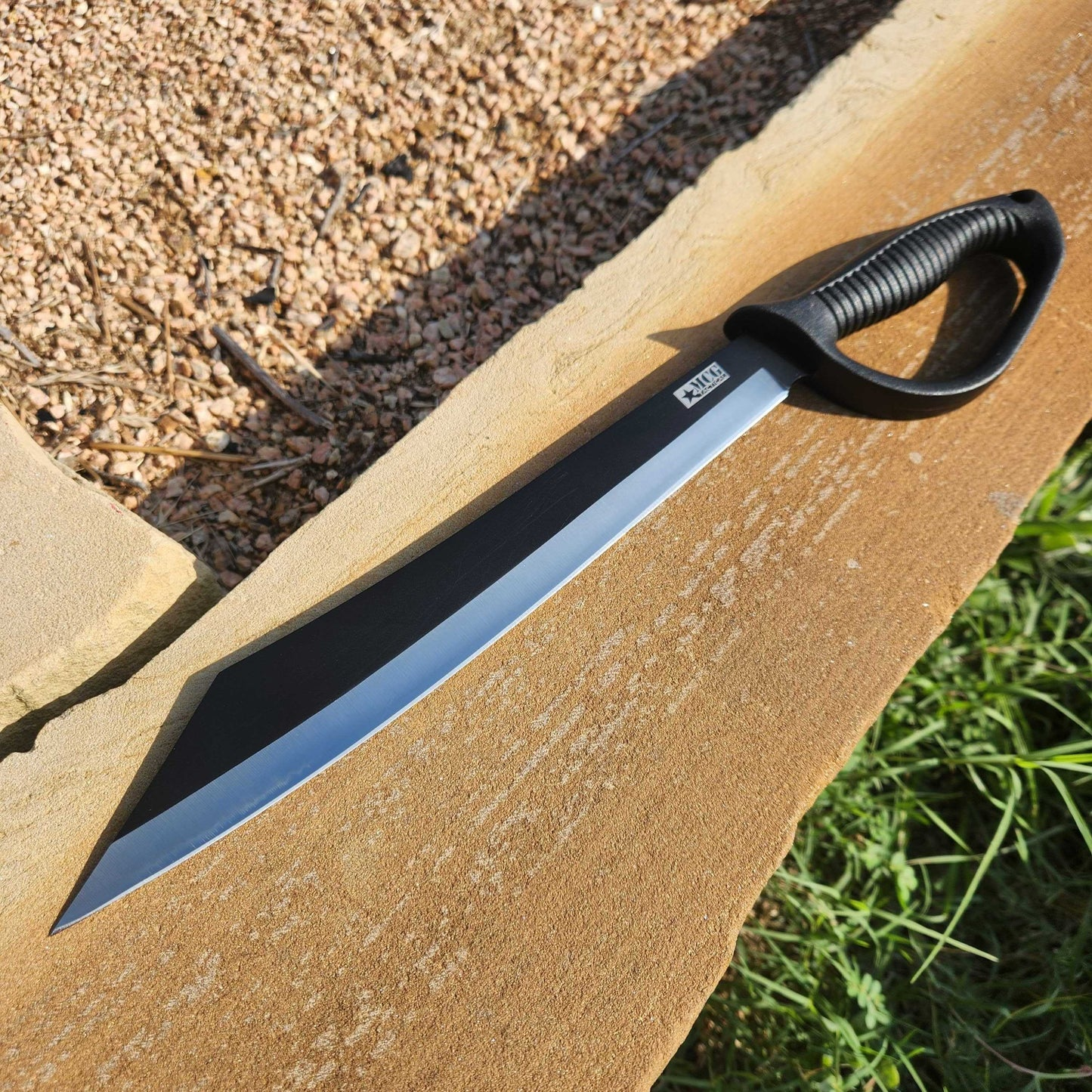How to Use the 'Blackbeard Cutlass' – My Crisis Gear